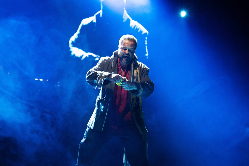 LES MISÉRABLES Arena Spectacular Arrives in Melbourne